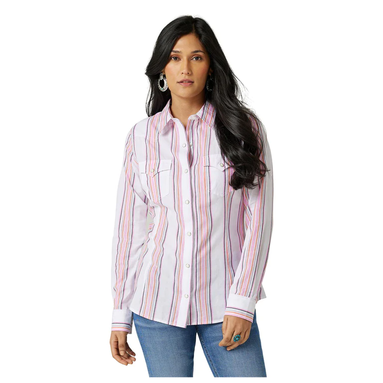 Authentic Western Style: Wrangler Women's Retro Snap Shirt